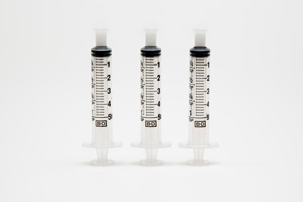 Small 5cc Oral Syringes 3 piece – TC Max